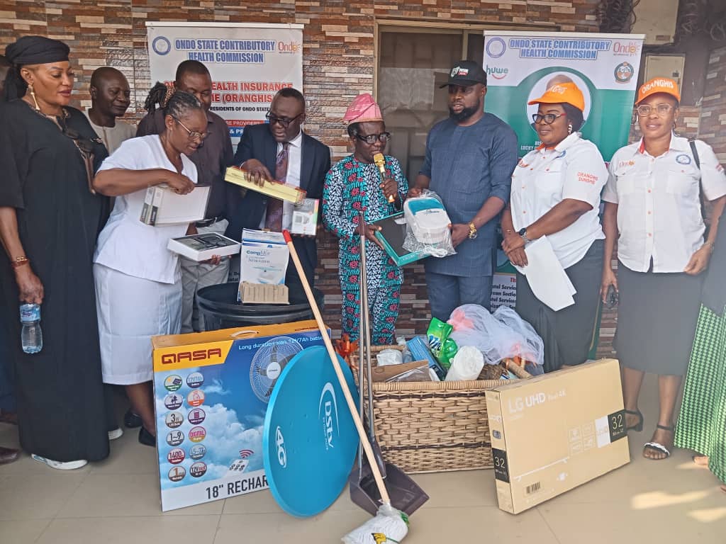Ondo Govt Donates Healthcare Materials to NUJ Press Centre Clinic ...